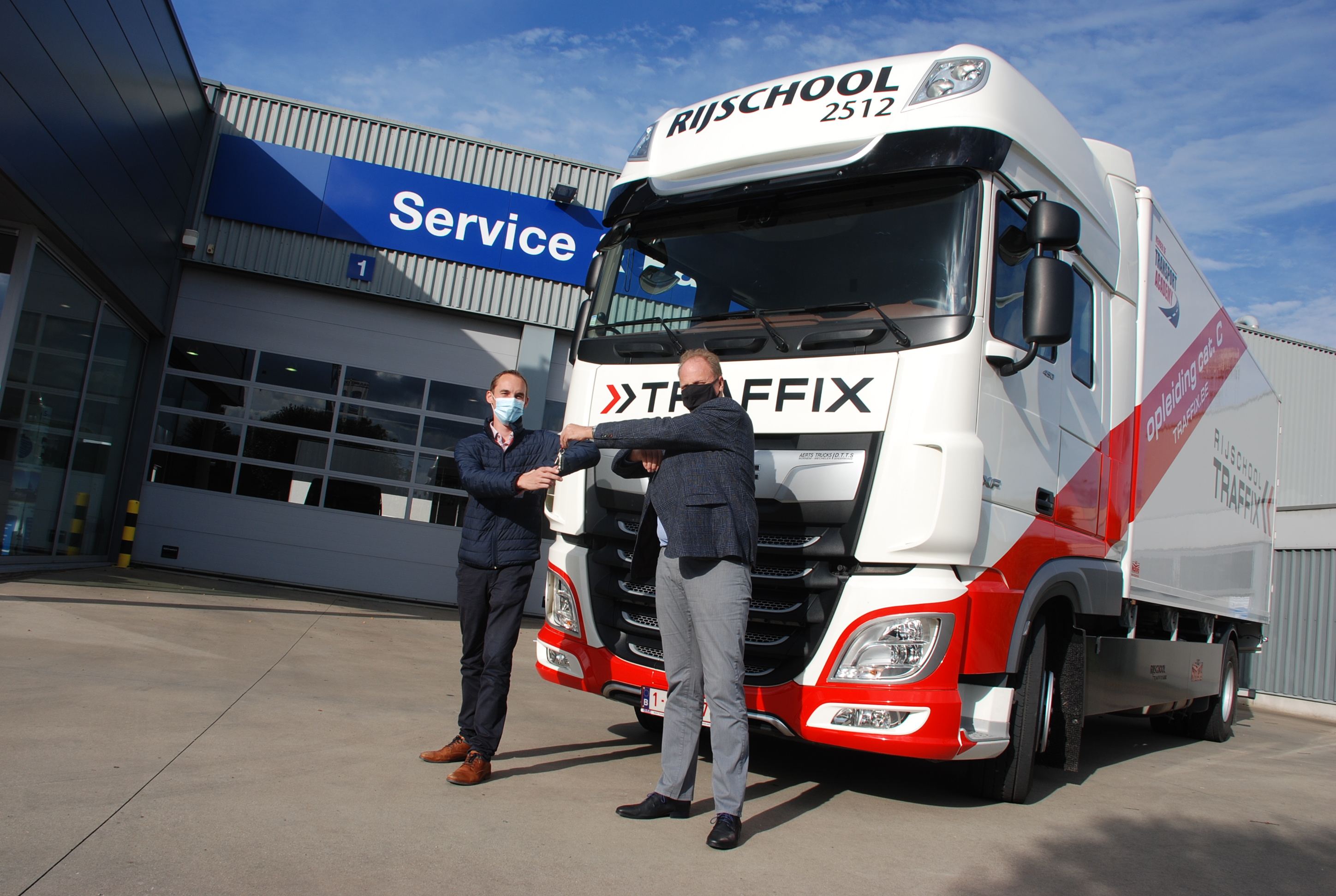 Rijschool Traffix kiest een DAF XF450 voor rijopleiding en nascholing ...