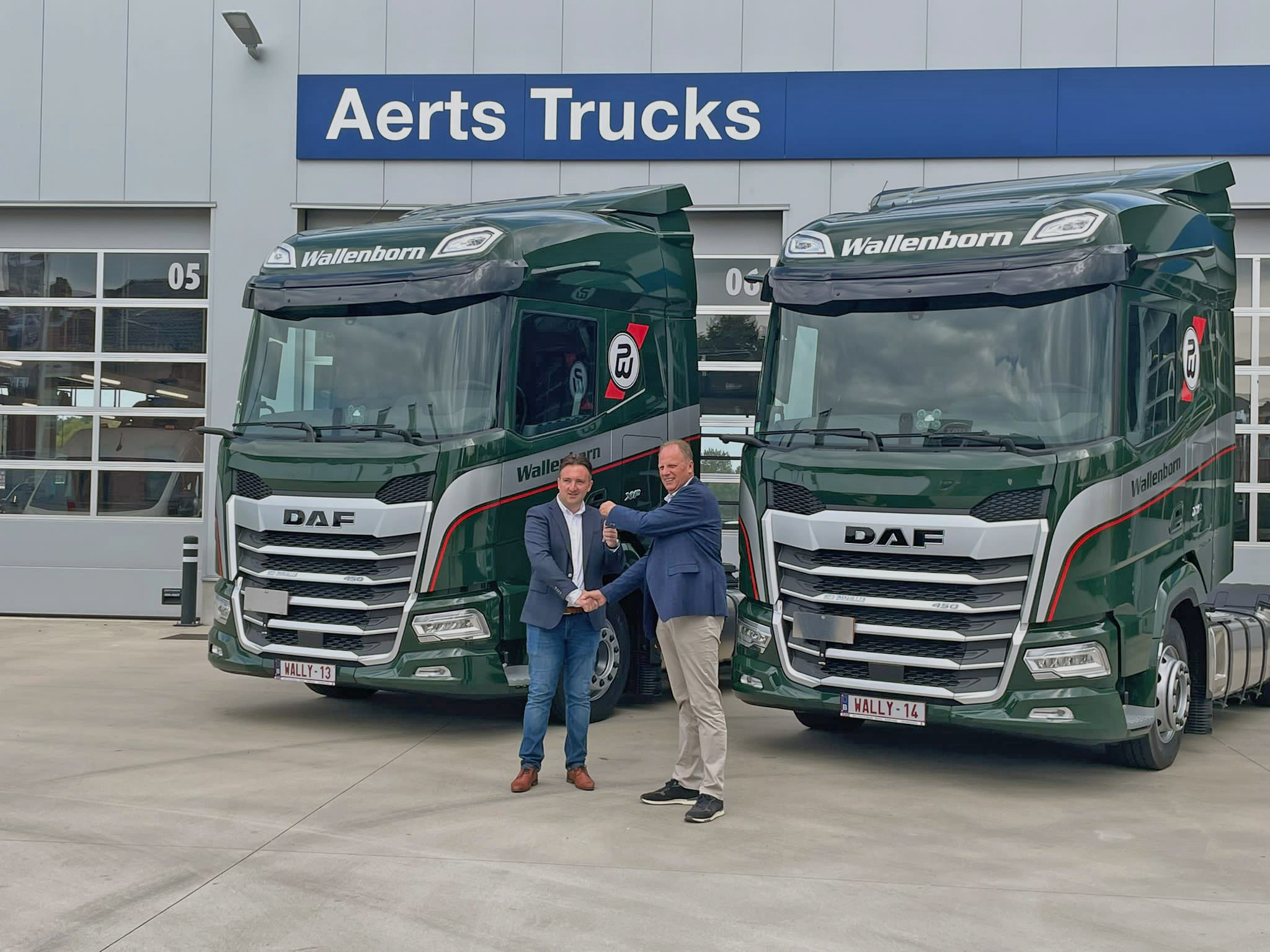 Aerts Trucks livre à Wallenborn Belgium les deux premiers DAF XF 450 ...